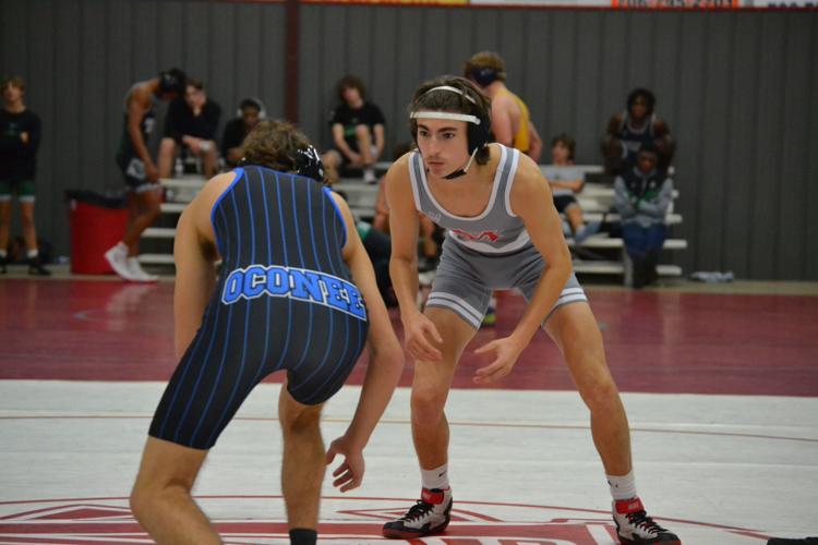 Wrestling round-up: team competes at Buford Invitational, Turkey Duals ...