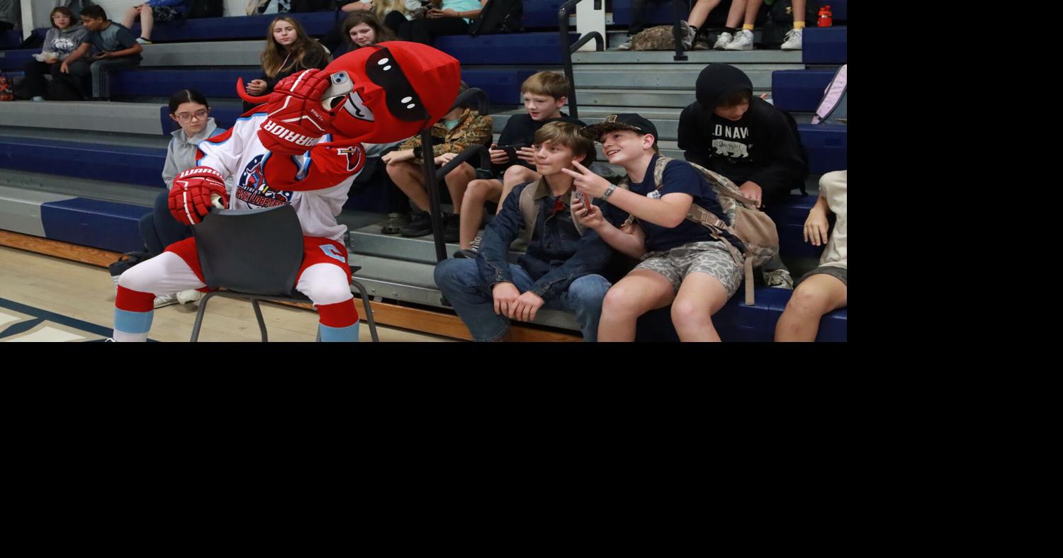 Athens Rock Lobsters mascot visits East Jackson Middle School | School ...