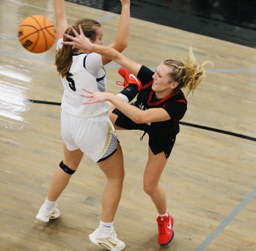 Drucker's late basket lifts JCHS to win | JCCHS Sports | mainstreetnews.com