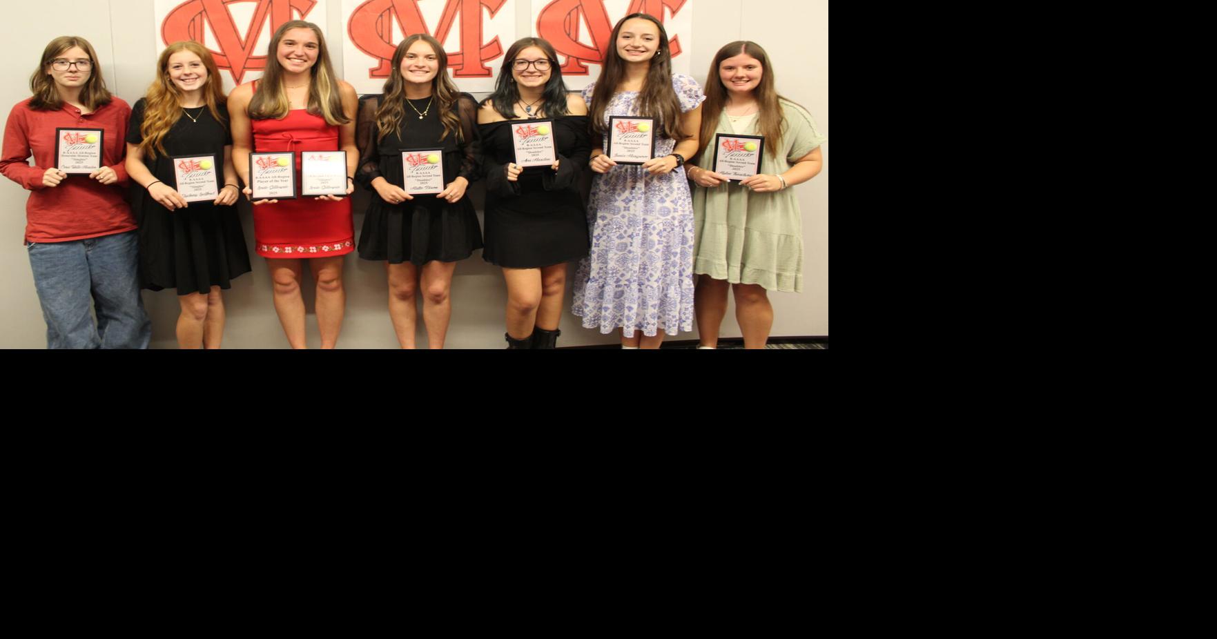 Raiders awarded at tennis banquet | MCHS Sports | mainstreetnews.com