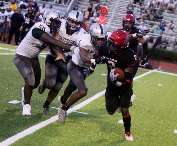 FOOTBALL: Bulldoggs can’t overcome rough first quarter in 27-14 loss to ...
