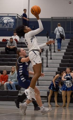Lady Eagles win second straight | EJCHS Sports | mainstreetnews.com