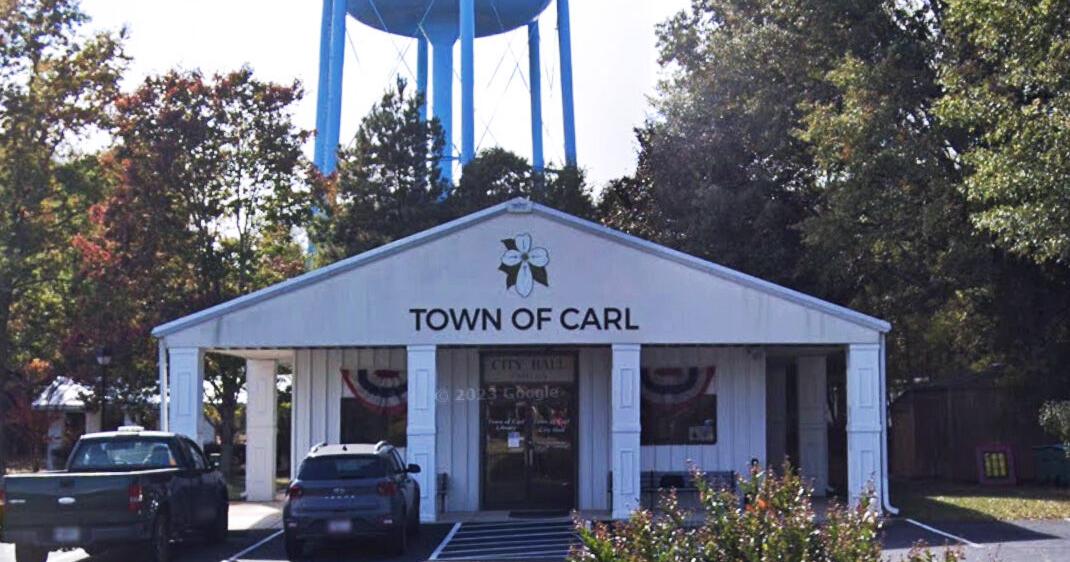 Mayor’s influence challenged in heated Carl council meeting | News ...