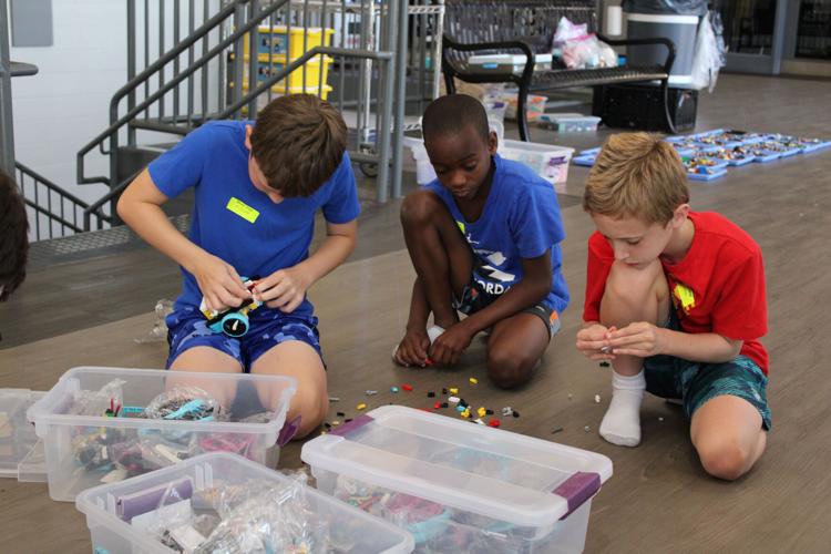Gum Springs Elementary School hosts STEM camp | Features ...