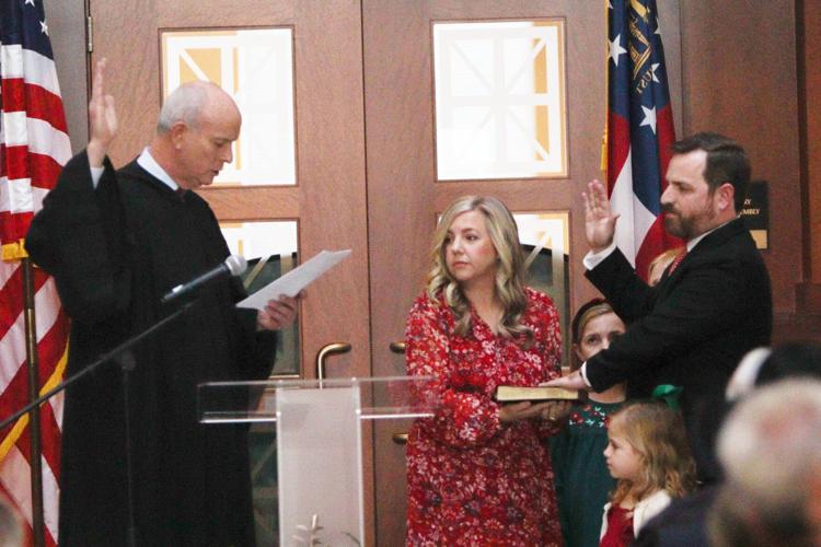 New officials sworn into office | News | mainstreetnews.com