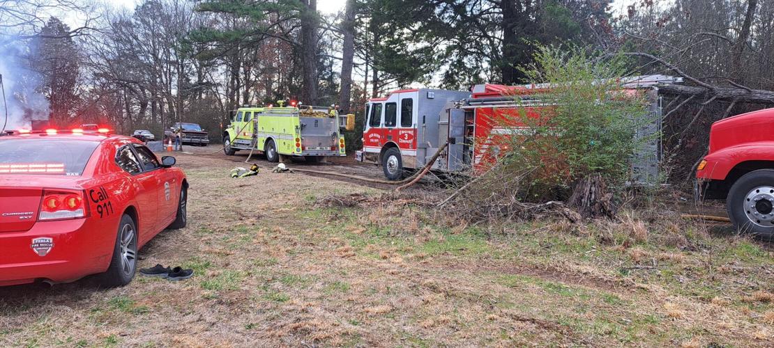 Structure fire on Womack Rd. | Photos & Videos | malvern-online.com