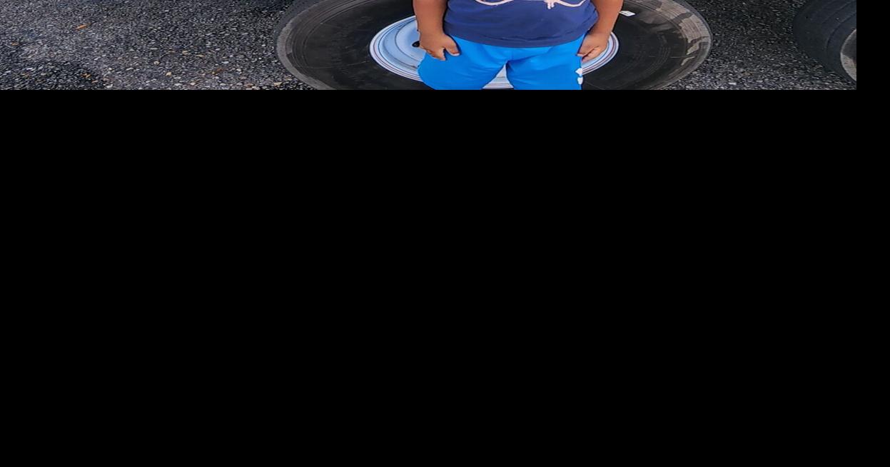 AGFC Mobile Aquarium stops by Malvern/HSC Library | Photos & Videos ...