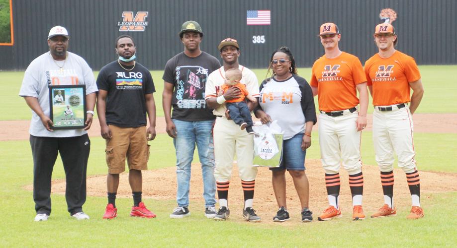 Malvern baseball celebrates its seniors | | malvern-online.com