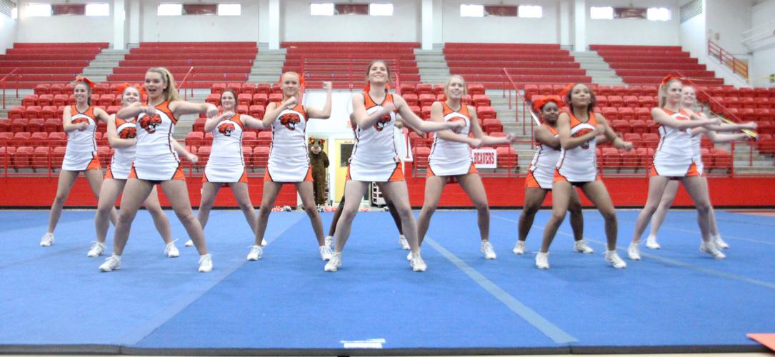 Beavers, Leopards, and Warriors cheerleaders showcase their skills ...