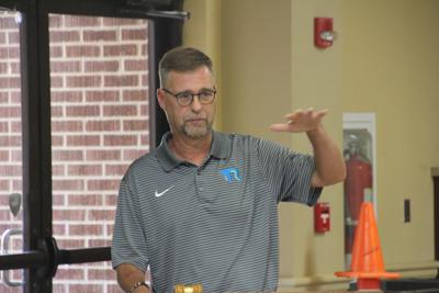 Golden brings Eagles news to the Lions Club | Photos & Videos | malvern ...