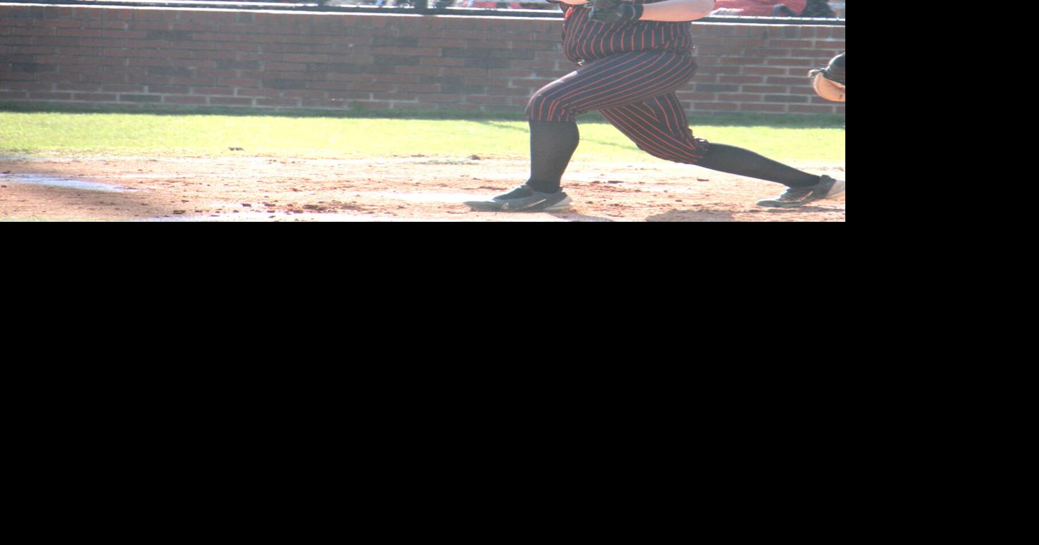 Panthers move to 2-1 in conference play, split wins facing CMS, Conway ...