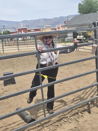 Hi-yo, silver-haired riders! Mule Days workshop teaches riding tips and ...