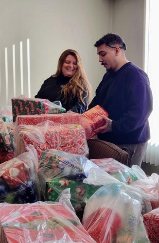Bennington County Sheriff temporarily deputizes a team of elves | Local ...