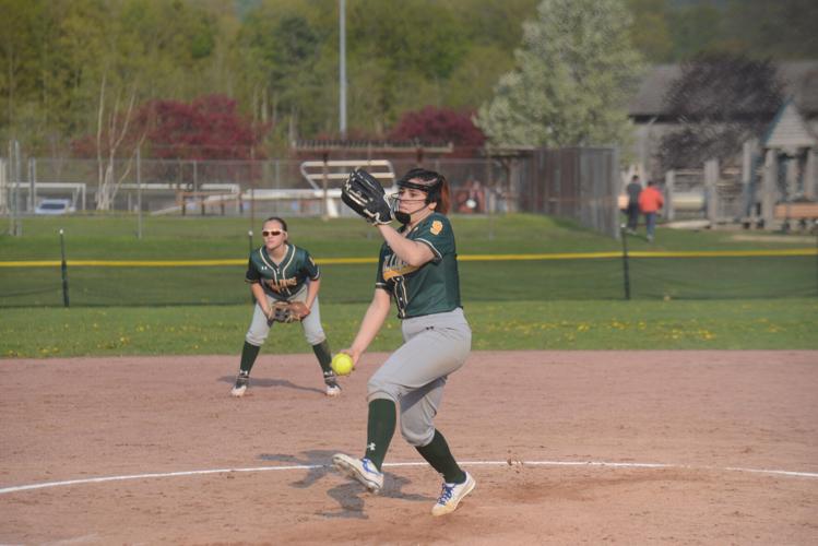 Burr and Burton softball's surge continues | Sports | manchesterjournal.com