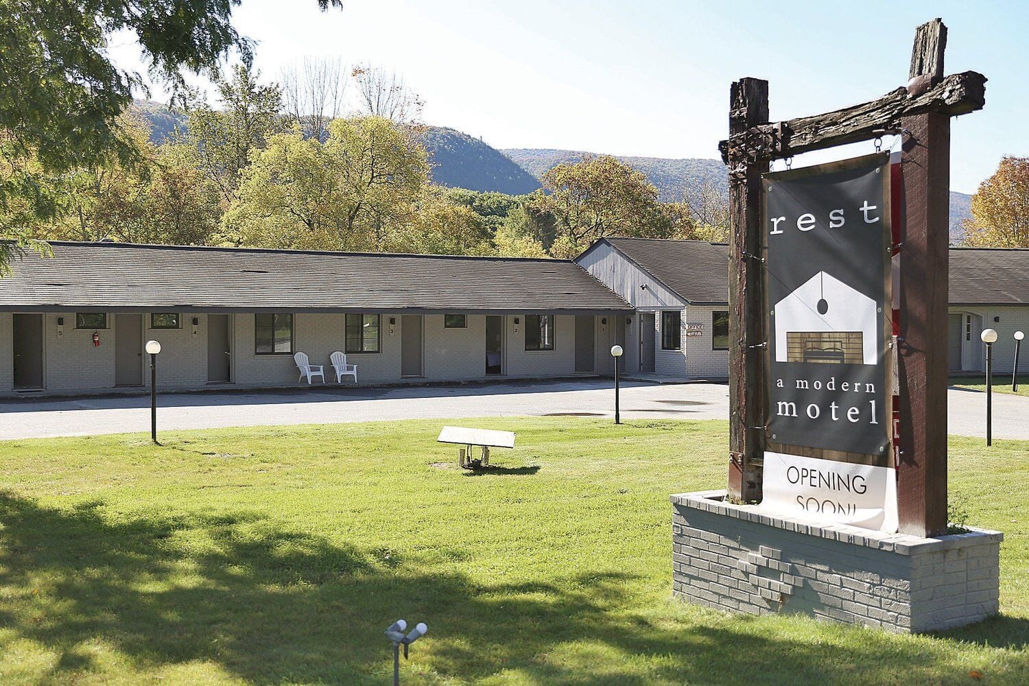 Stratton prepares Manchester's Rest Motel for employee housing | Local ...