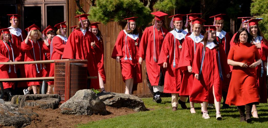 ‘From followers to leaders:’ Long Trail School graduates 28 in Class of ...
