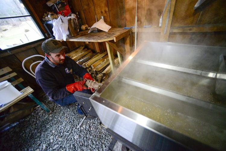 Southern Vermont hobby sugarers make sweet treats for friends and ...