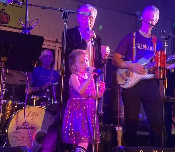 'It was Lila's fight song' Lively Bennington benefit raises $10,000 for ...