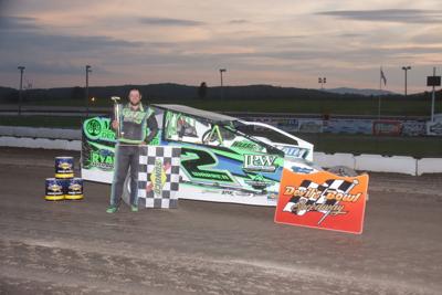 Underdogs crash victory lane at Devils Bowl Speedway | Sports ...