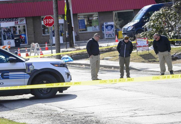 PHOTOS: Suspicious death on Birge Street | | manchesterjournal.com