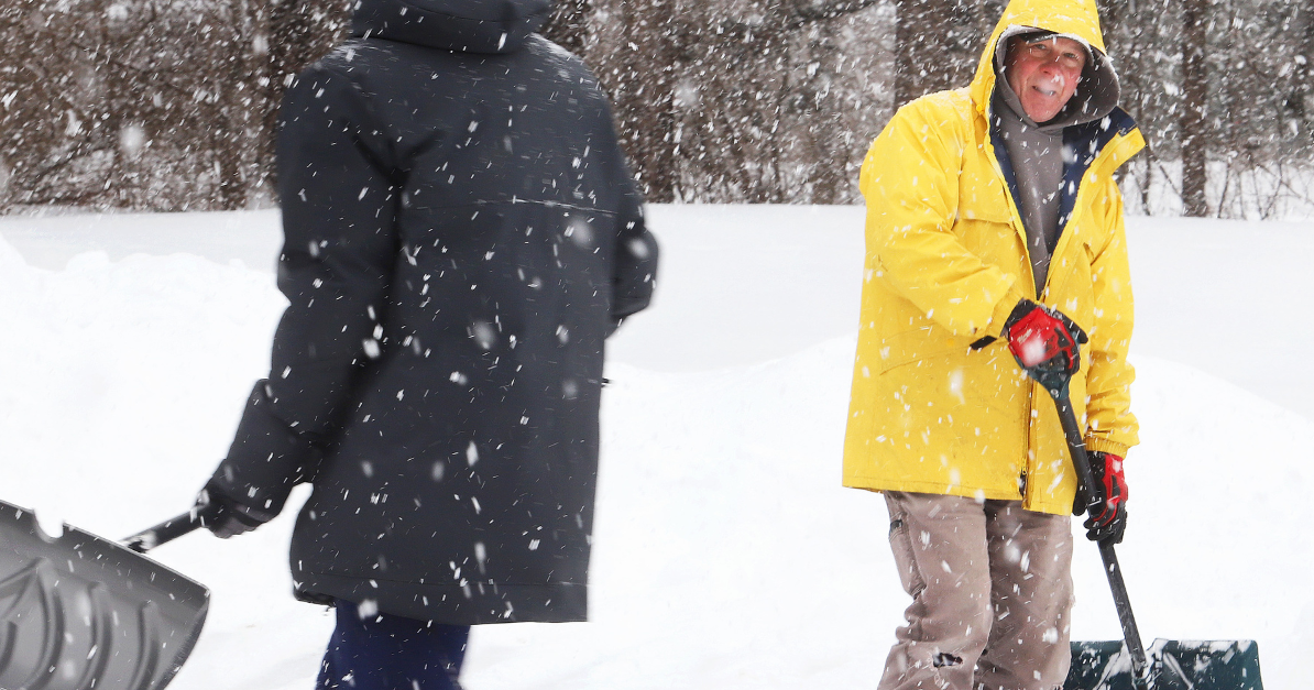 Photos | Digging out after heavy snow blankets region | Local-news ...