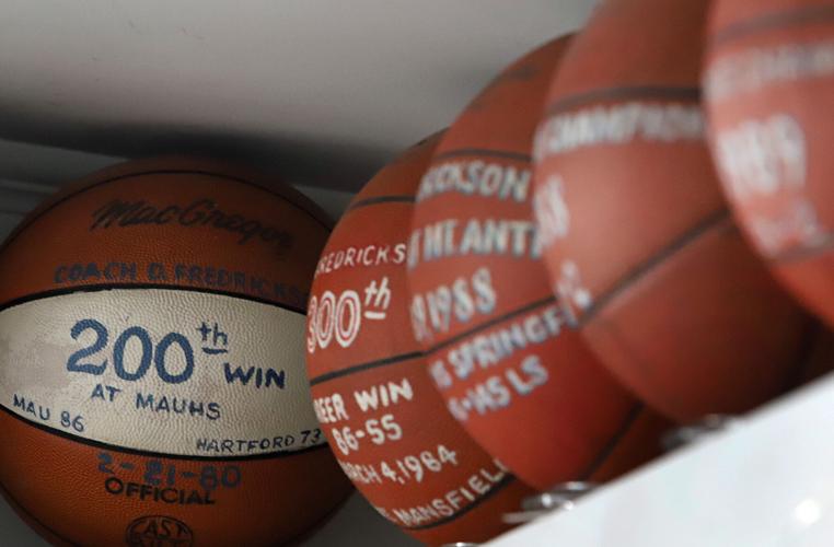 High school basketball coach Dave Fredrickson honored with Hall of Fame ...