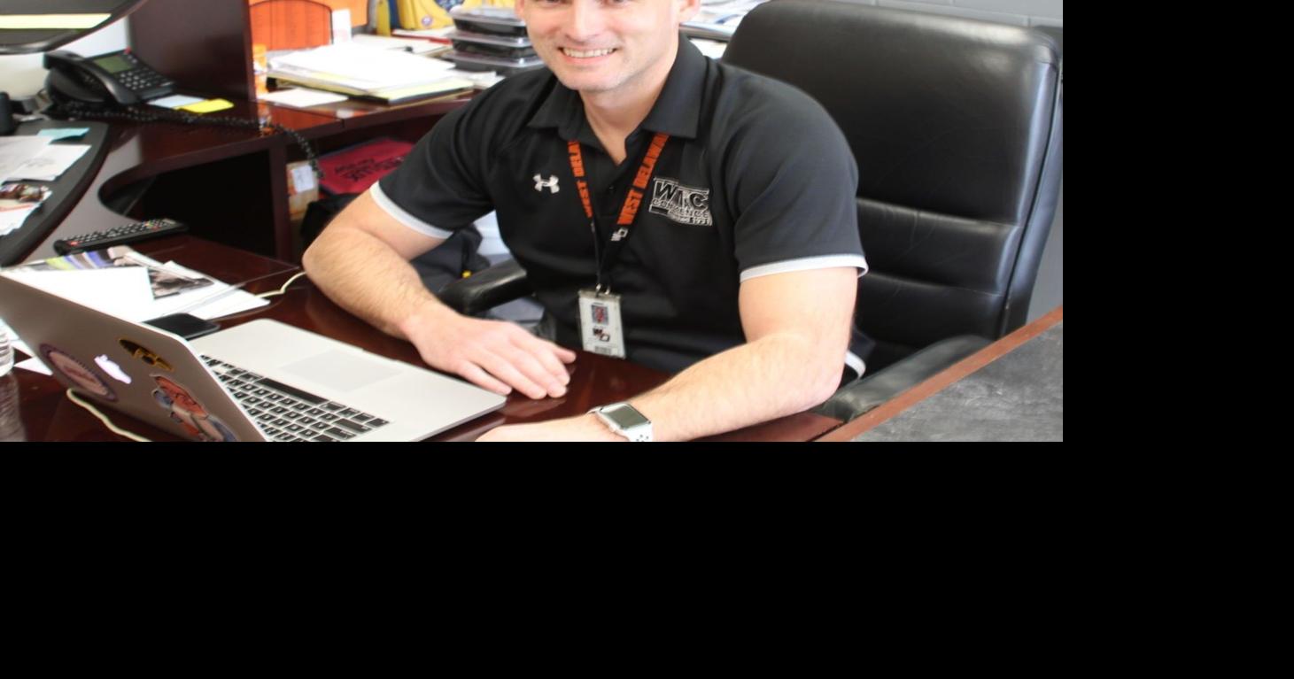 Weis named Athletic Director of the Year | | manchesterpress.com