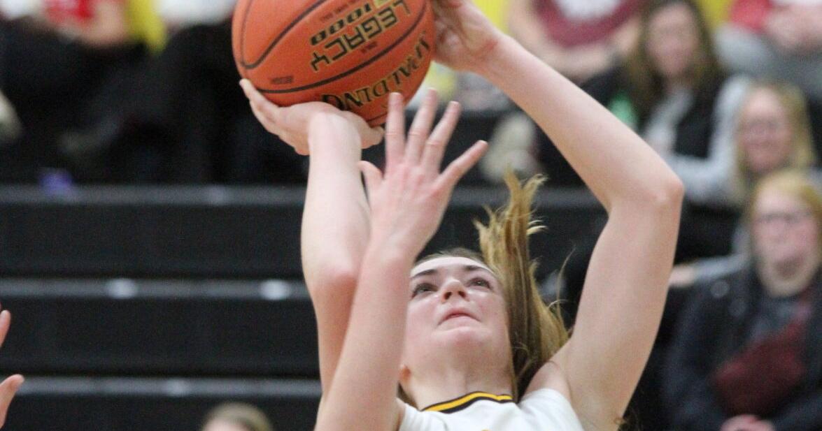 Vikings beat Central Elkader in regional opener | Sports ...