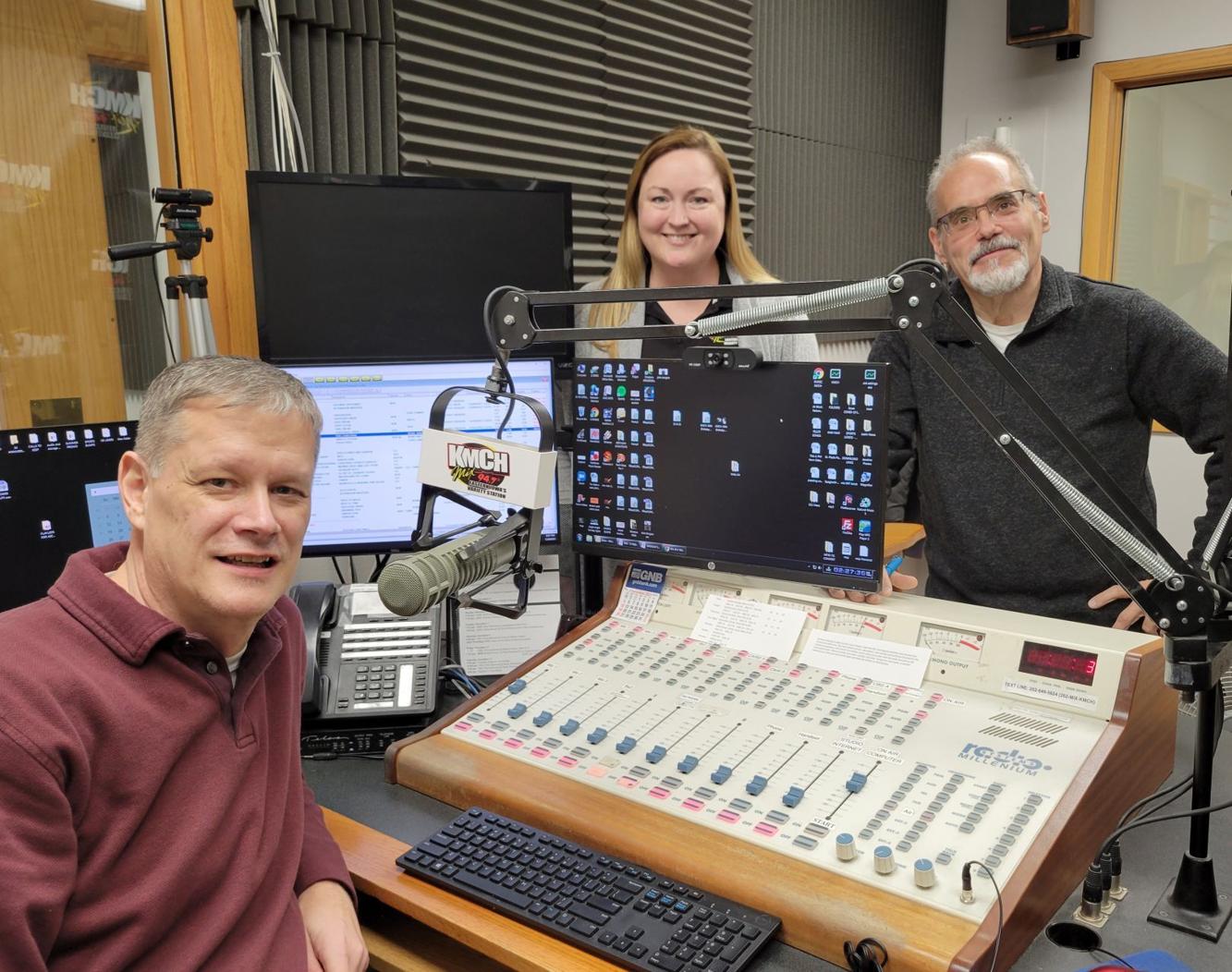 KMCH leads Iowa radio technology for 30 years | News | manchesterpress.com