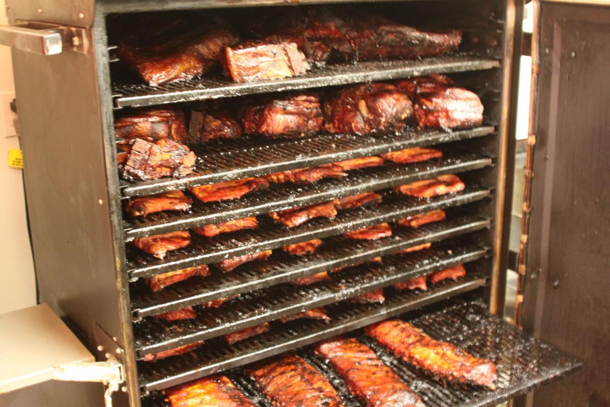 New BBQ place serving authentic 'cue' | News | manchesterpress.com