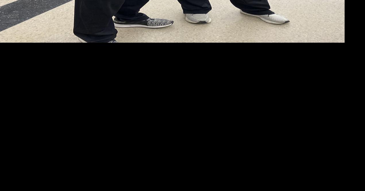 MV grads face off in RVC Shootout | Sports | manchesterpress.com