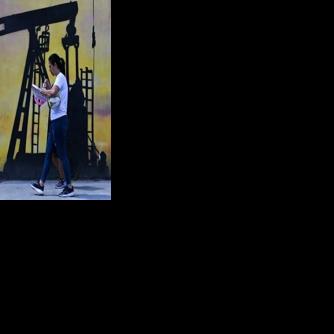 US lays out plan for marketing Venezuelan oil after Maduro ouster ...