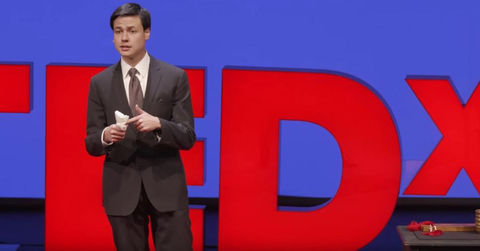 Brains, behavior and magic | Features | manoanow.org