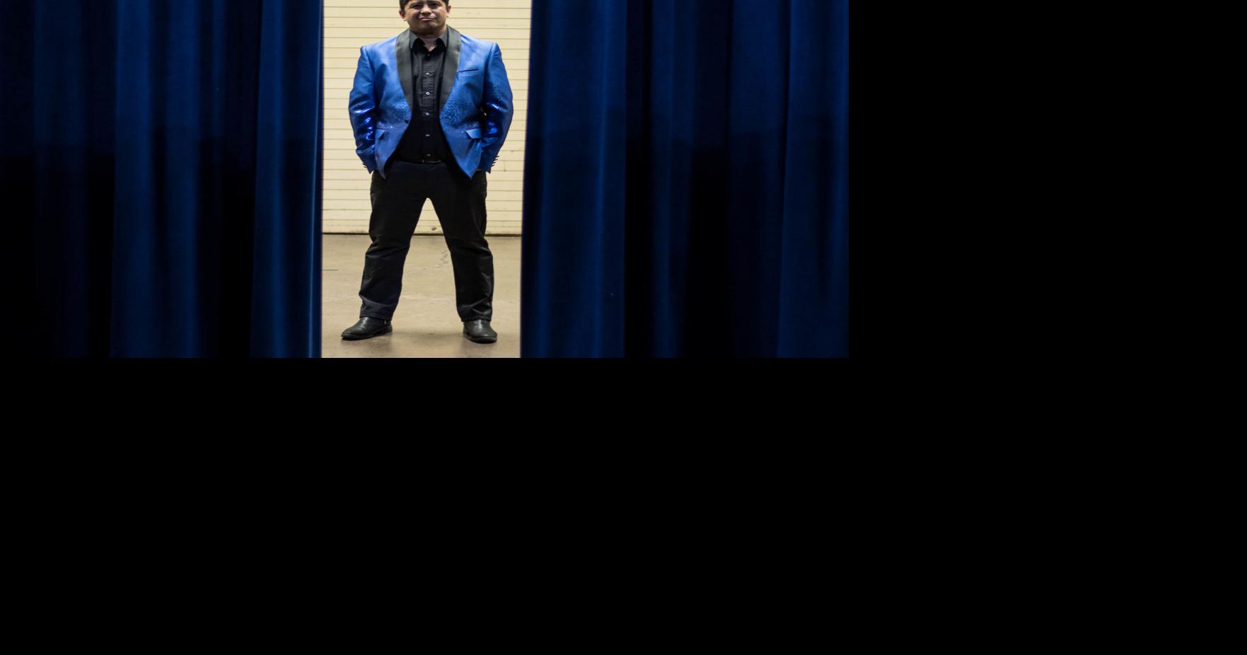 Augie T's final show | Photos | manoanow.org