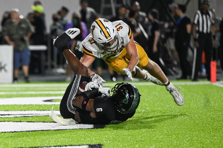 Photo Gallery: Wyoming vs. Hawai'i | Sports | manoanow.org
