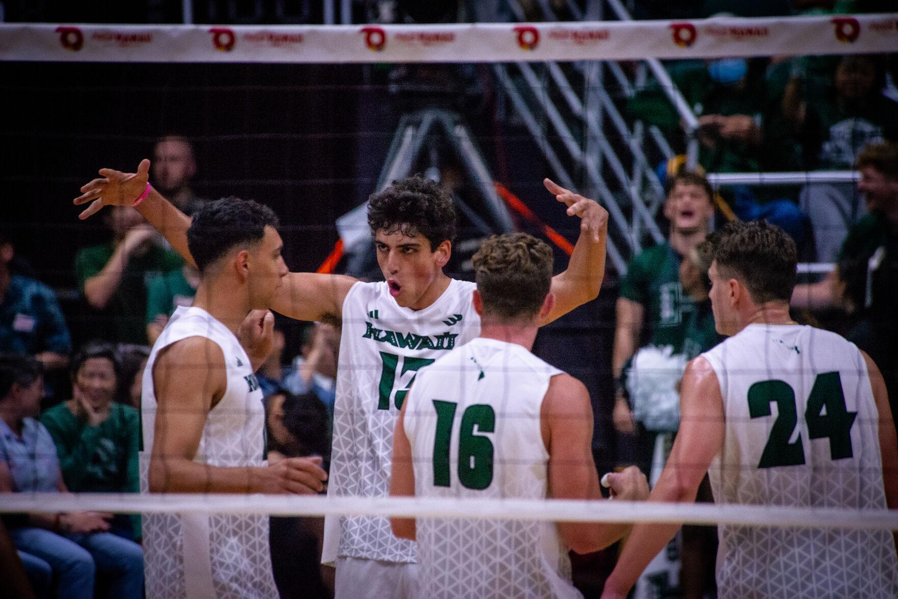 Hawaiʻi Men’s Volleyball Sweeps Harvard for Third Straight Win | Ka Leo ...