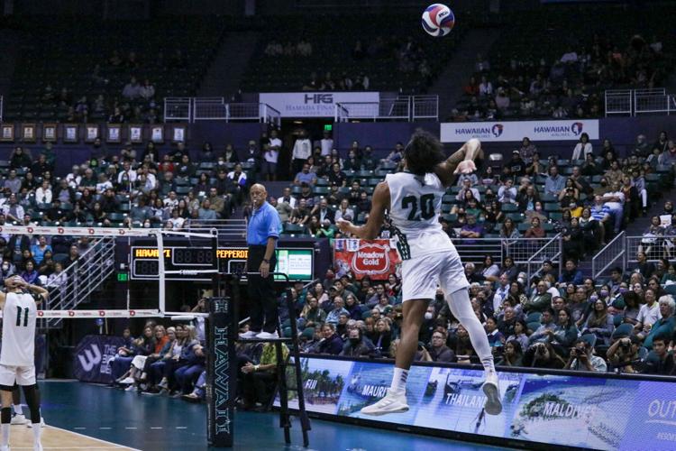 Photo gallery: Hawaiʻi men’s volleyball overtakes Pepperdine University ...