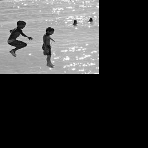 Free falling | | manoanow.org