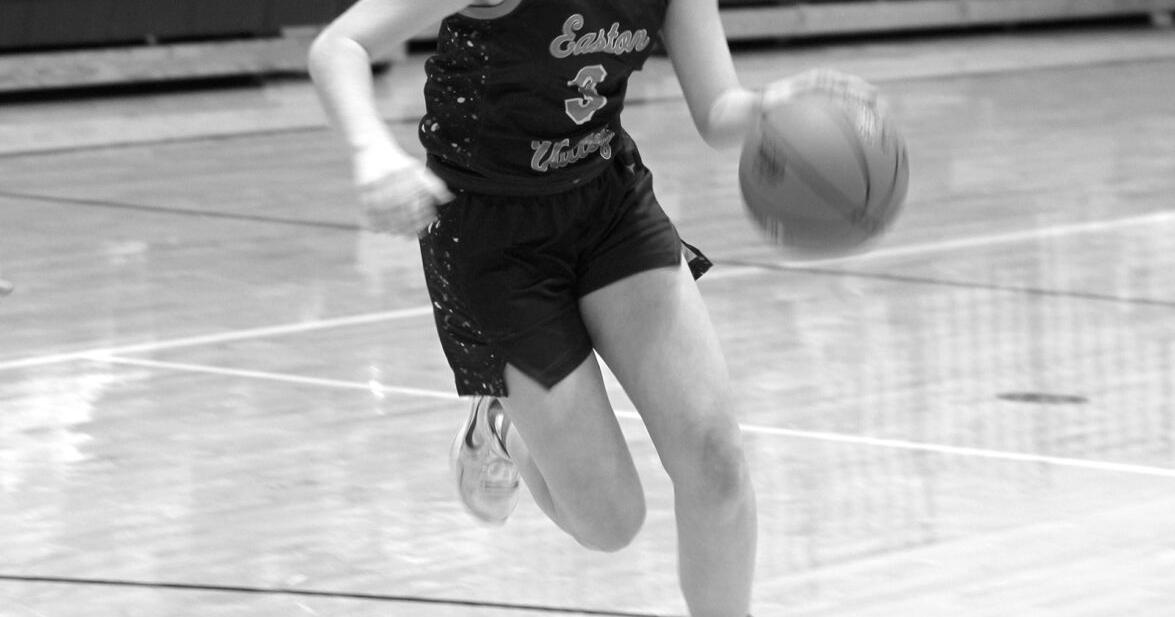 Cardinal girls even record, defeat Kansas team | Sports | maqnews.com