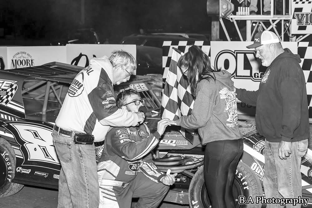 Proposal accepted in victory lane | Sports | maqnews.com