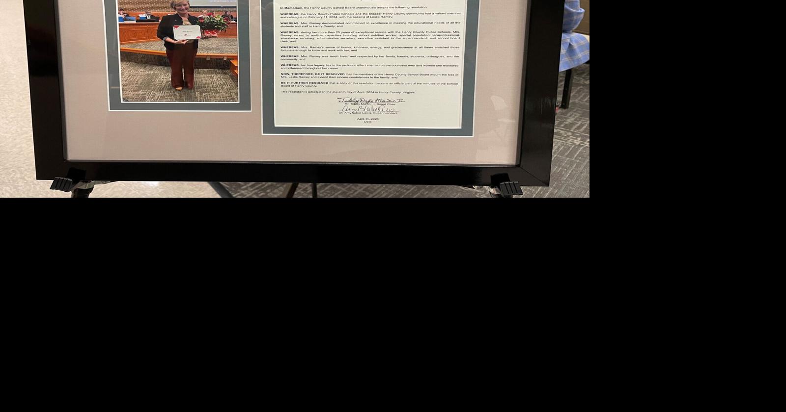 Recognition plaque