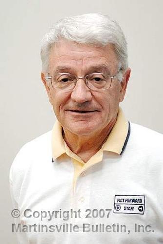 DeVault to run for board seat