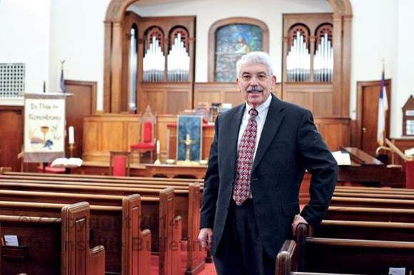 Pastor retiring after 38 years at Starling Avenue Baptist