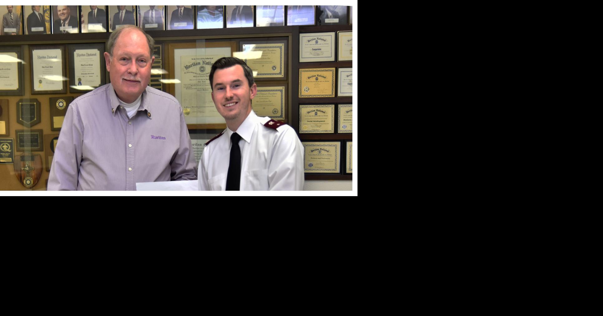 Oak Level Ruritan Club donates to Salvation Army