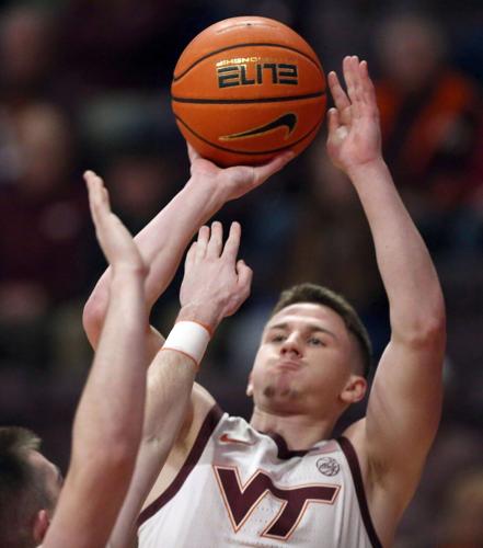 Virginia Tech basketball star Sean Pedulla entering portal