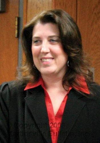 Dickerson touts experience, efficiency