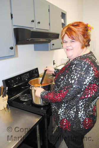 Feeding a crowd is a snap for Hatcher