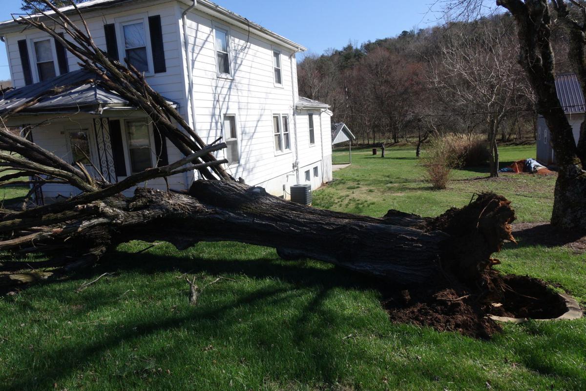 Cleanup begins as thousands still without power in Henry County ...