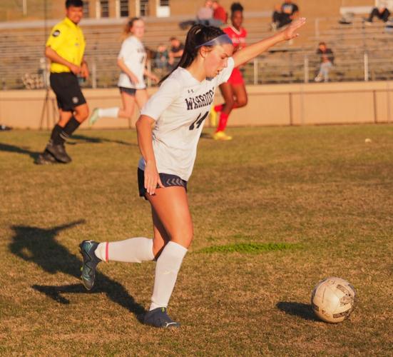 Magna Vista senior Ava Walker signs with Longwood women's soccer