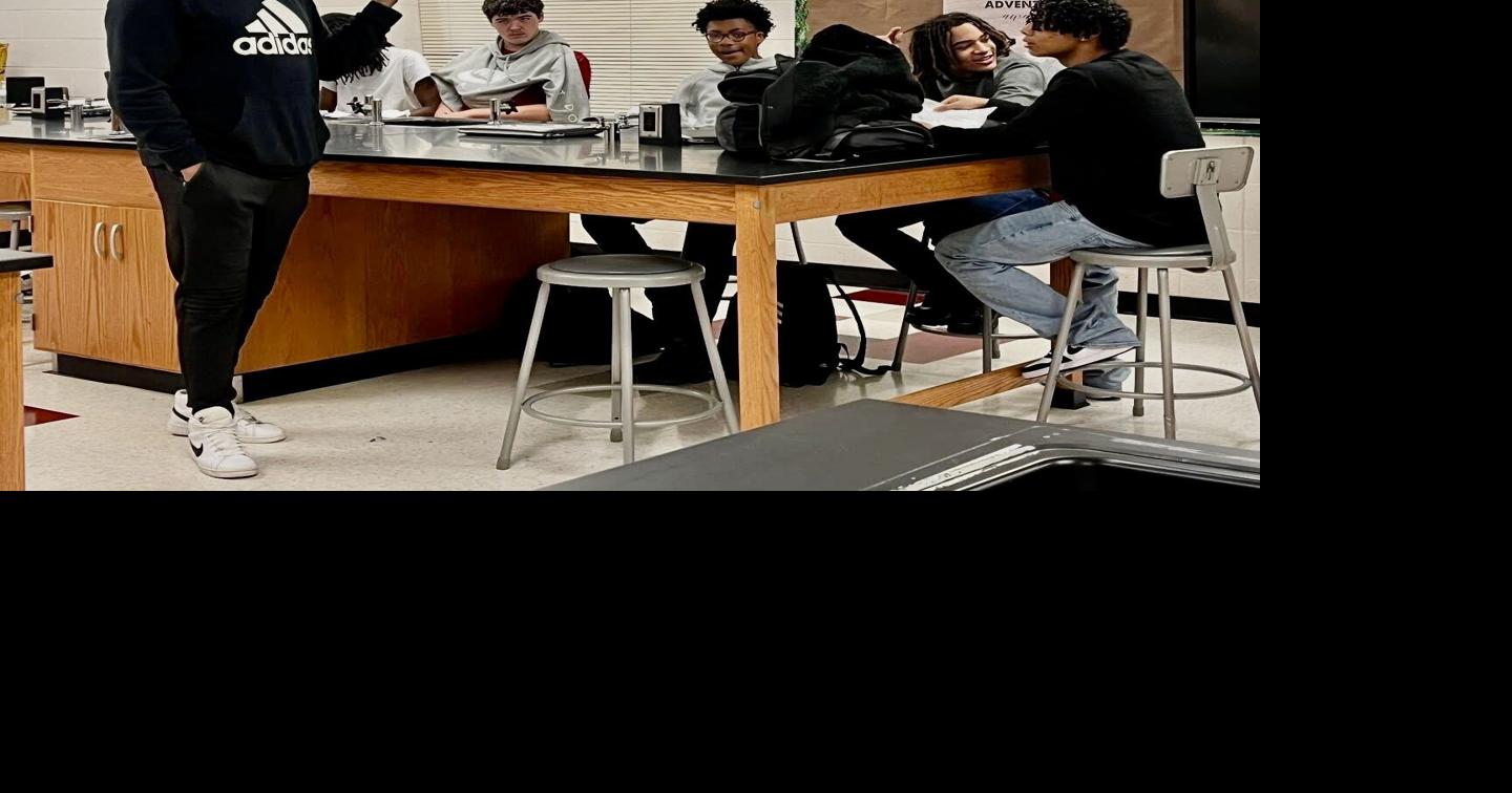 Briefs: Piedmont Arts receives $14,000; Carter Bank becomes State ...